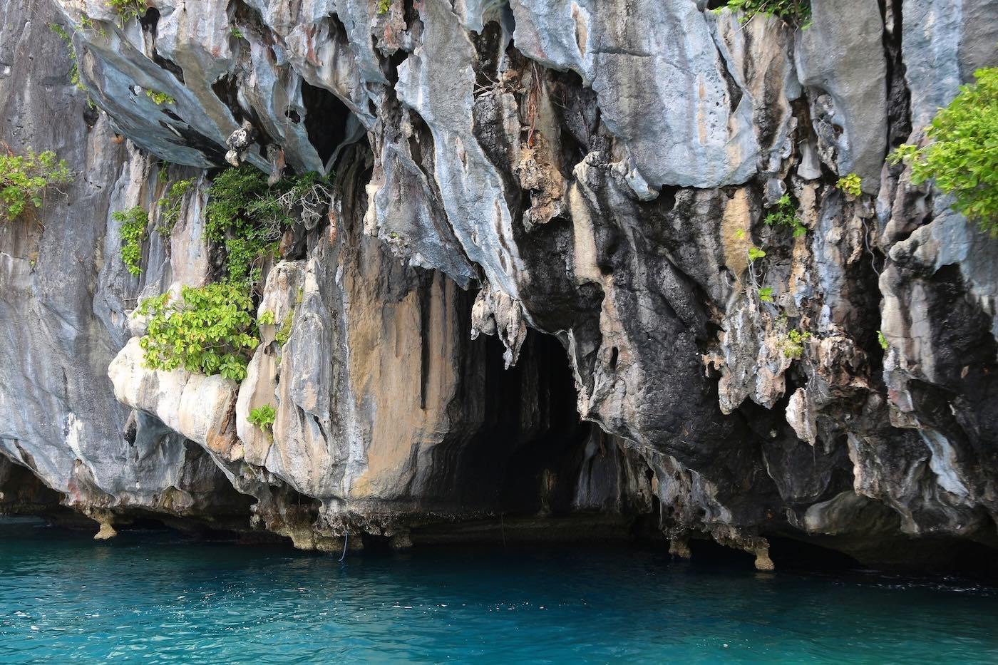 Cathedral Cave in El Nido, Palawan | Tikigo