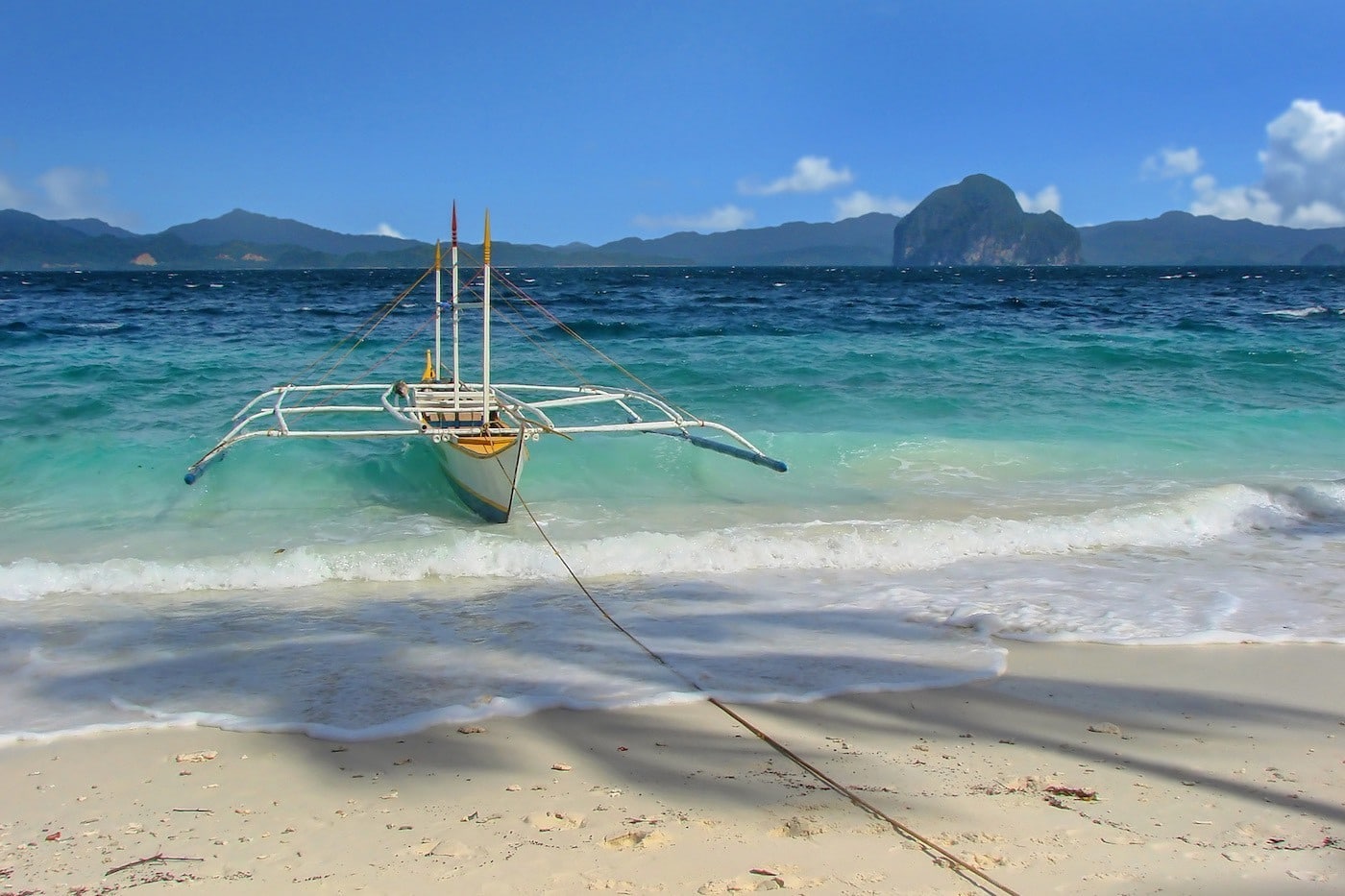 Entalula Beach in El Nido - Tips, Tours & Activities - Explore with Tikigo