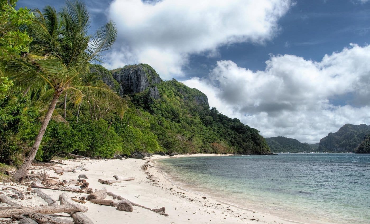 Nat Nat Beach in El Nido - Tips, Tours & Activities - Explore with Tikigo